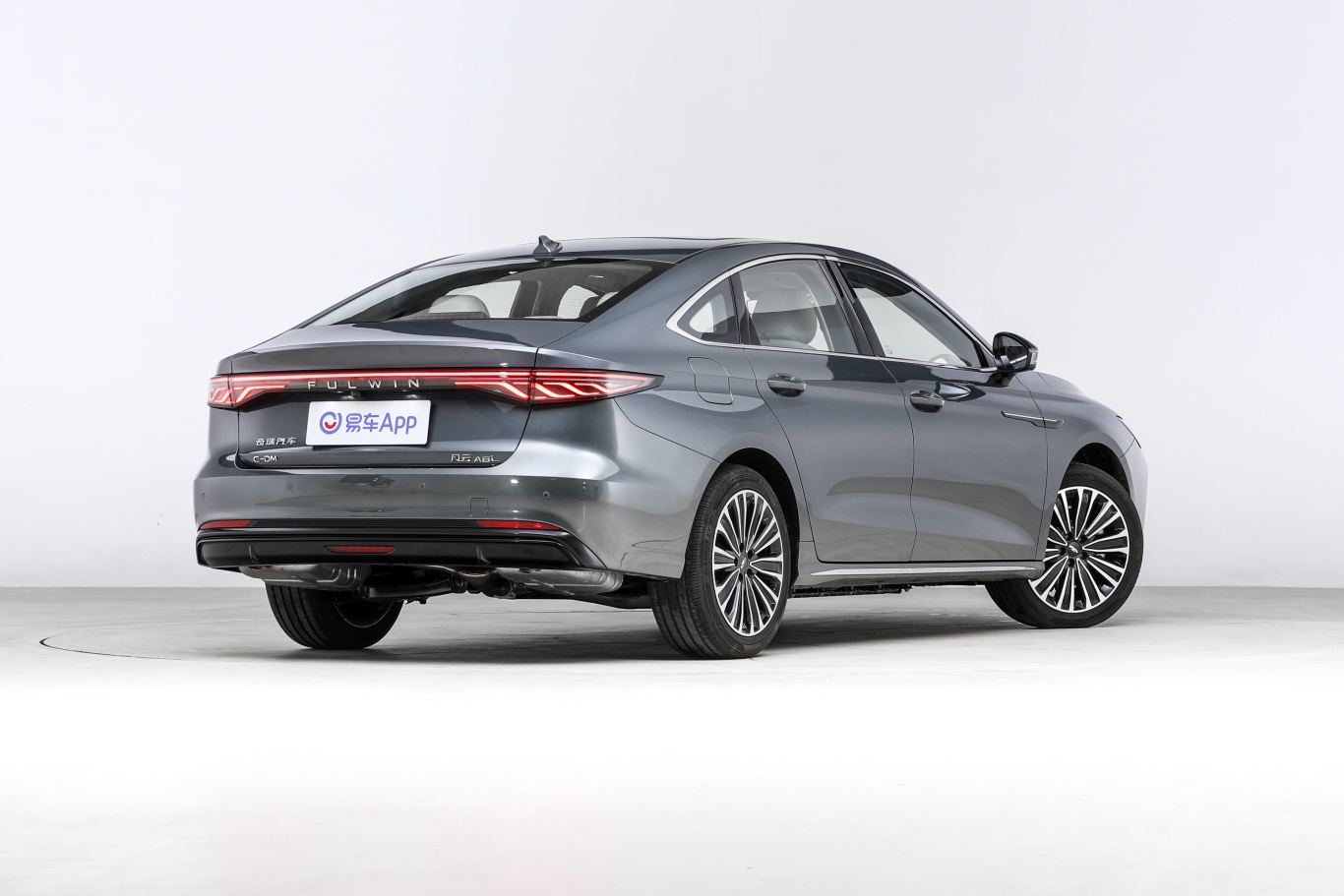 【风云A8L1.5T 145km 豪华型侧后45度车头向右水平图片-汽车图片大全】-易车