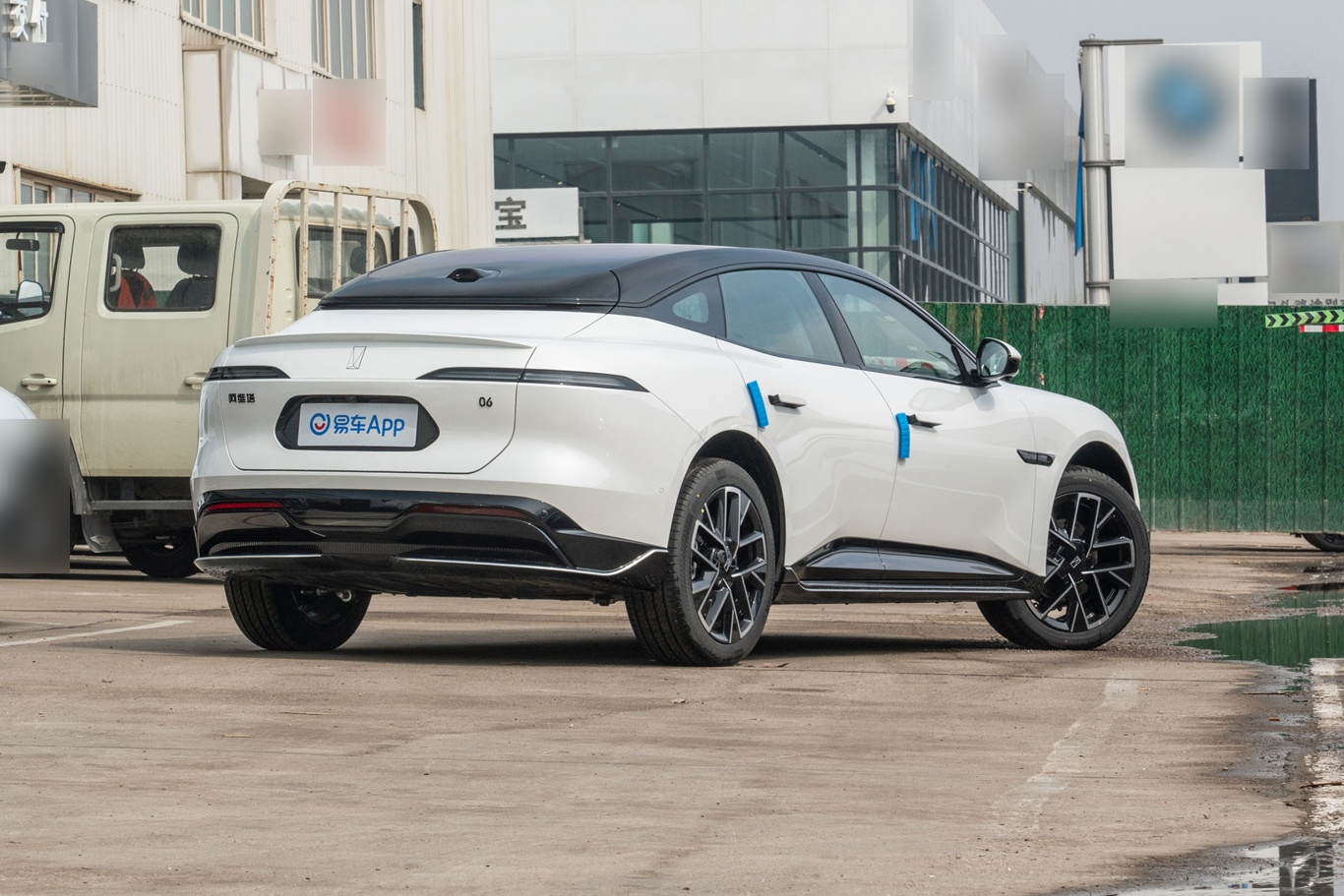 【阿维塔06纯电版 650km 后驱Max侧后45度车头向右水平图片-汽车图片大全】-易车