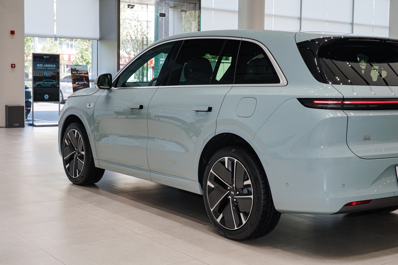 【理想L6L6 Pro 智能焕新版外观细节图片-汽车图片大全】-易车