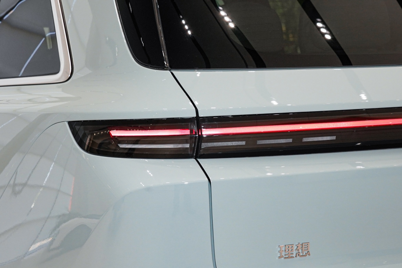 【理想L6L6 Pro 智能焕新版外观灯组图片-汽车图片大全】-易车