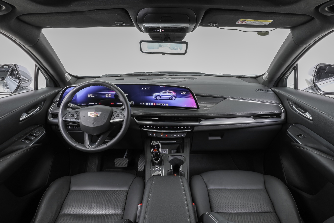 【凯迪拉克XT4改款 28T 两驱尊贵型内饰全景正拍图片-汽车图片大全】-易车