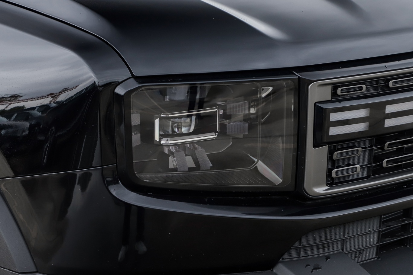 【山海T11.5T 226km 前驱穿越版大灯侧45度俯拍图片-汽车图片大全】-易车