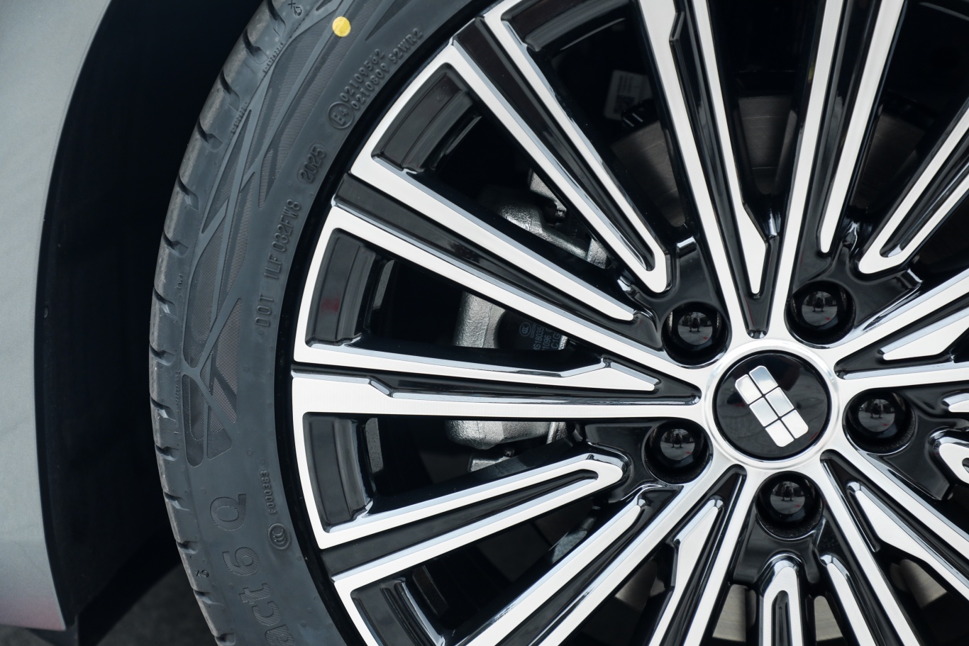 【银河A71.5L 150km 星舰版前刹车卡钳图片-汽车图片大全】-易车