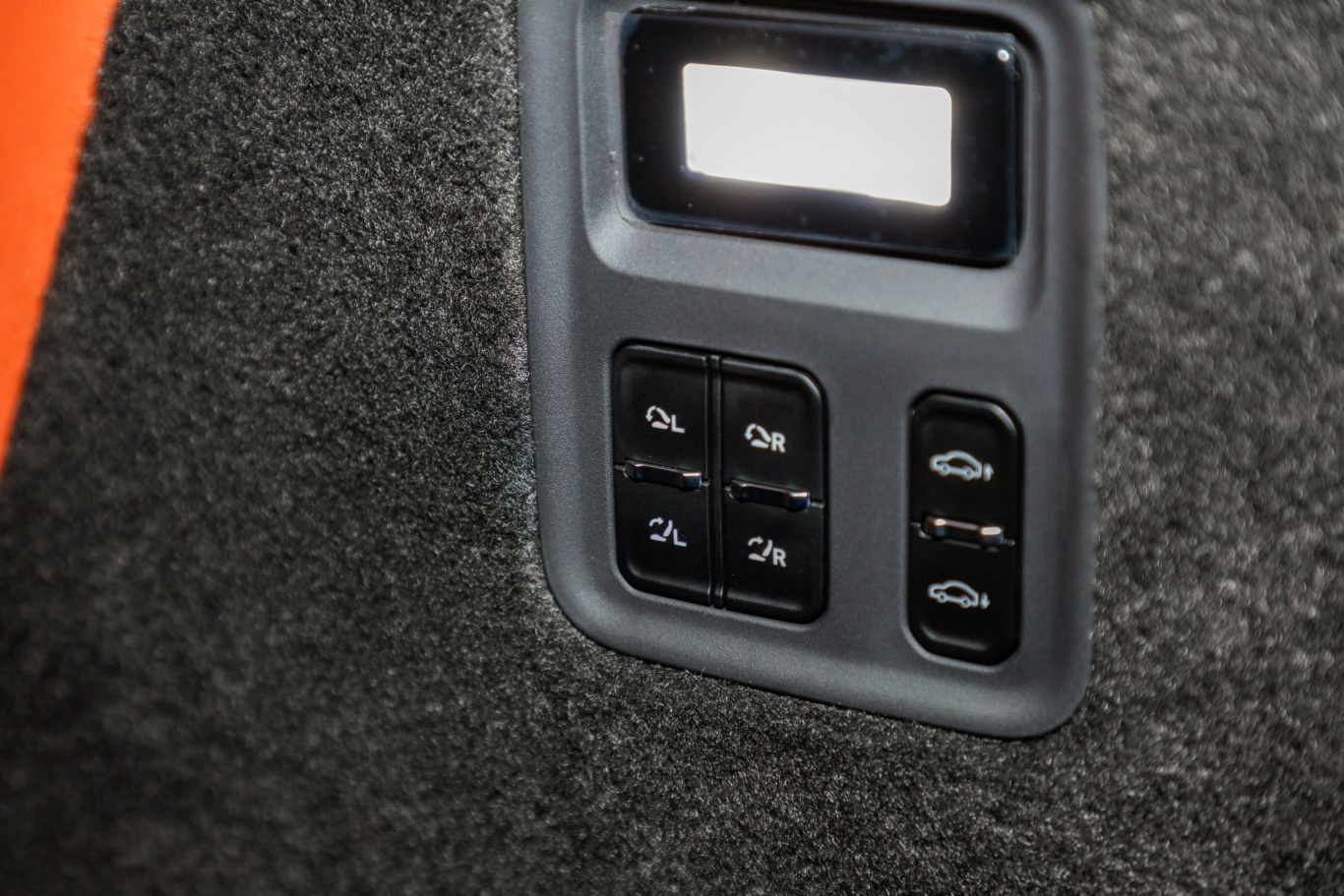 【银河M91.5T 245km 四驱高配版后排空间图片-汽车图片大全】-易车