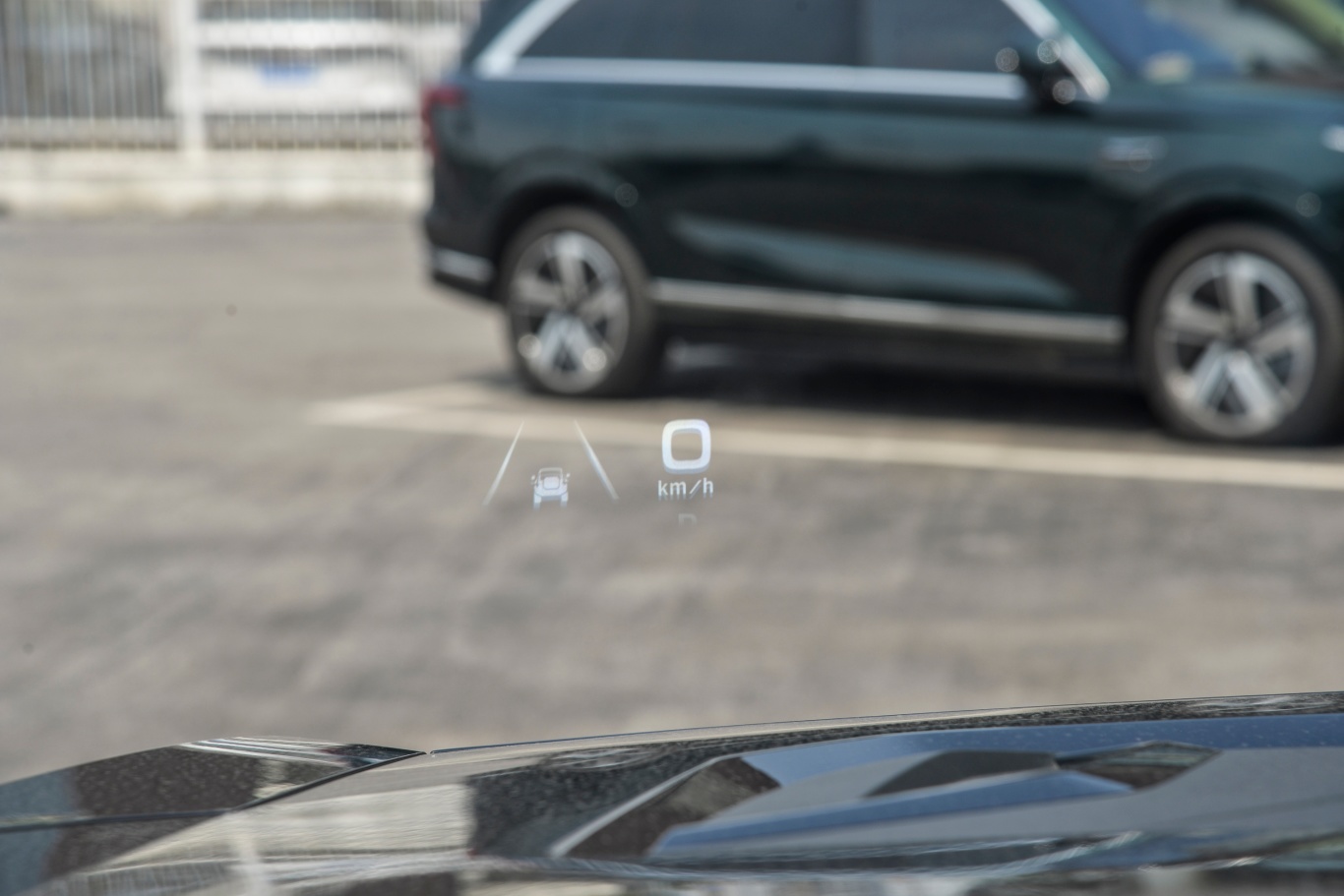 【猛士917增程版 200km抬头显示图片-汽车图片大全】-易车