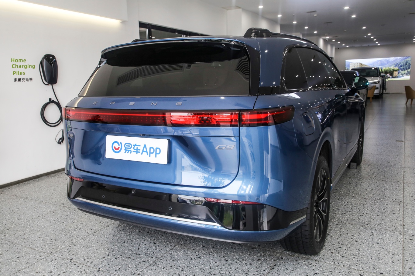 【小鹏G9725 后驱超长续航Max侧后45度车头向右水平图片-汽车图片大全】-易车