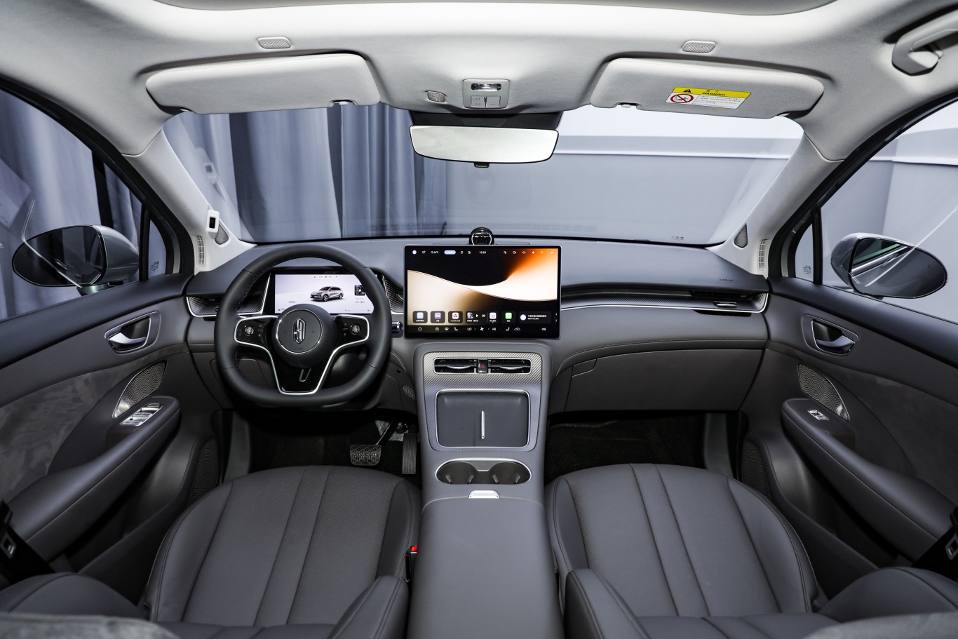 【尚界H5增程版 235km Max内饰全景正拍图片-汽车图片大全】-易车