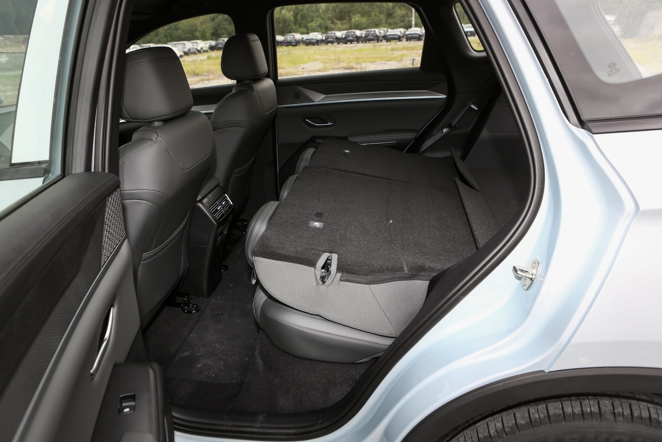 【宋ProDM-i 1.5L 133km 超越型后排空间图片-汽车图片大全】-易车