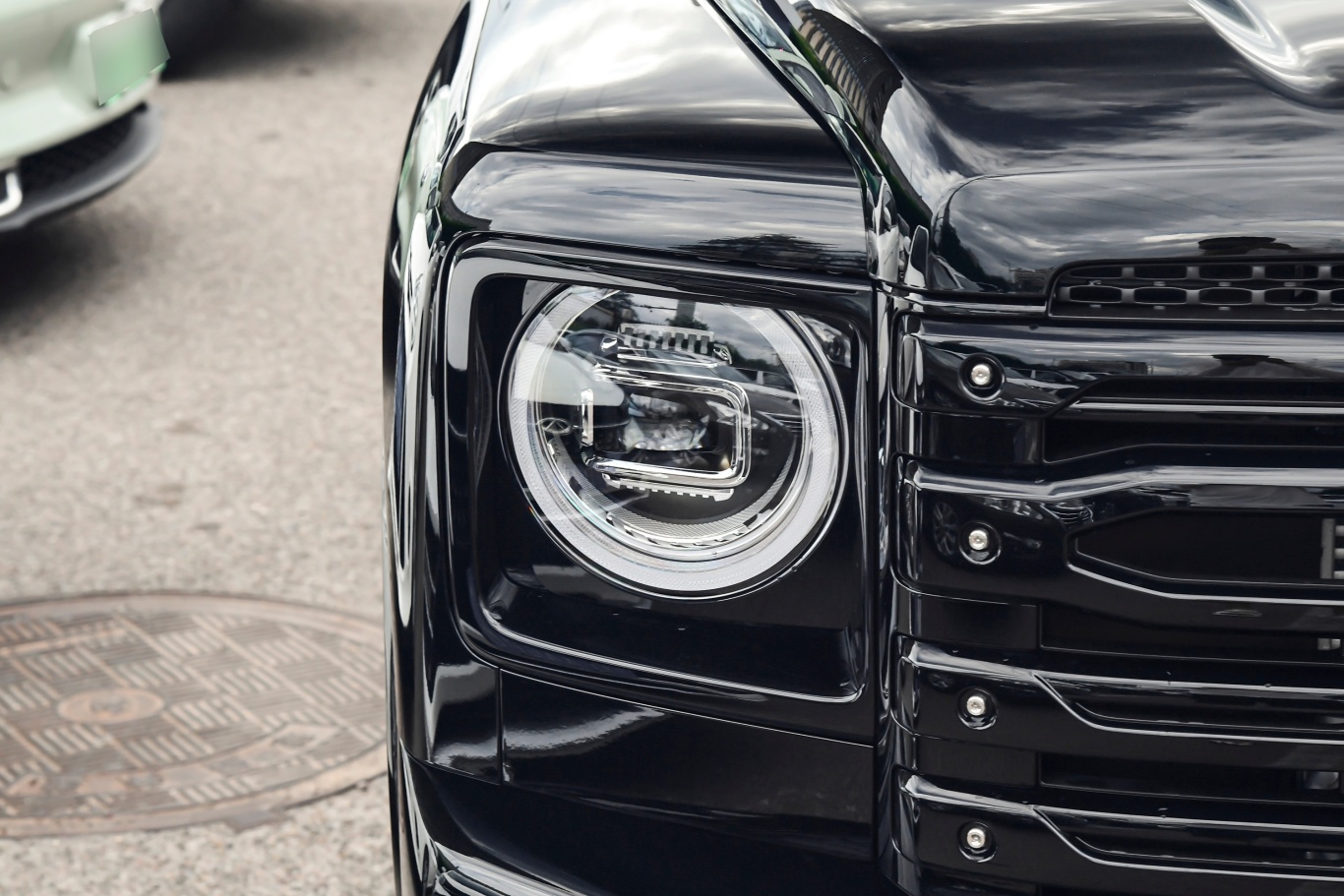 【哈弗H92.4T 勇士版 7座 柴油外观灯组图片-汽车图片大全】-易车