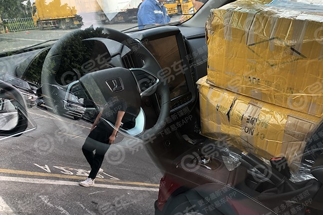 2018广州车展探馆：纳智捷U5 EV曝光 最大续航或达320km_易车