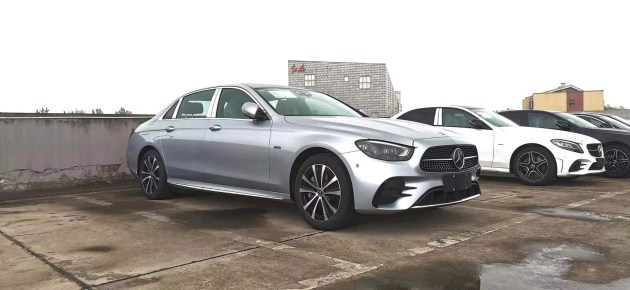 2021上海车展探馆：国产奔驰E 350eL曝光_易车