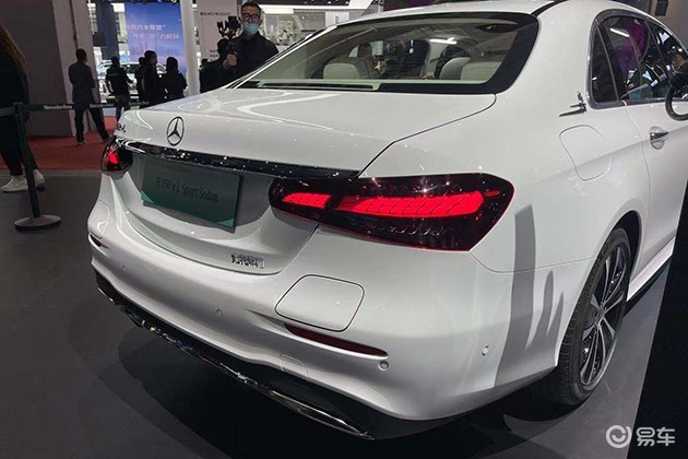 2021上海车展 奔驰E350eL正式上市 售52.19万元_易车