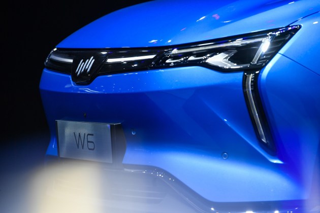 2021上海车展：威马W6亮相 售16.98万元起/NEDC最大续航620km_易车
