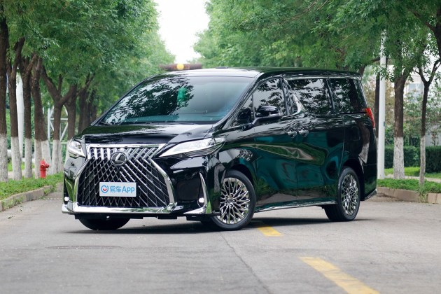 雷克萨斯LM350国内实车曝光 七座布局/搭载3.5L V6发动机_易车